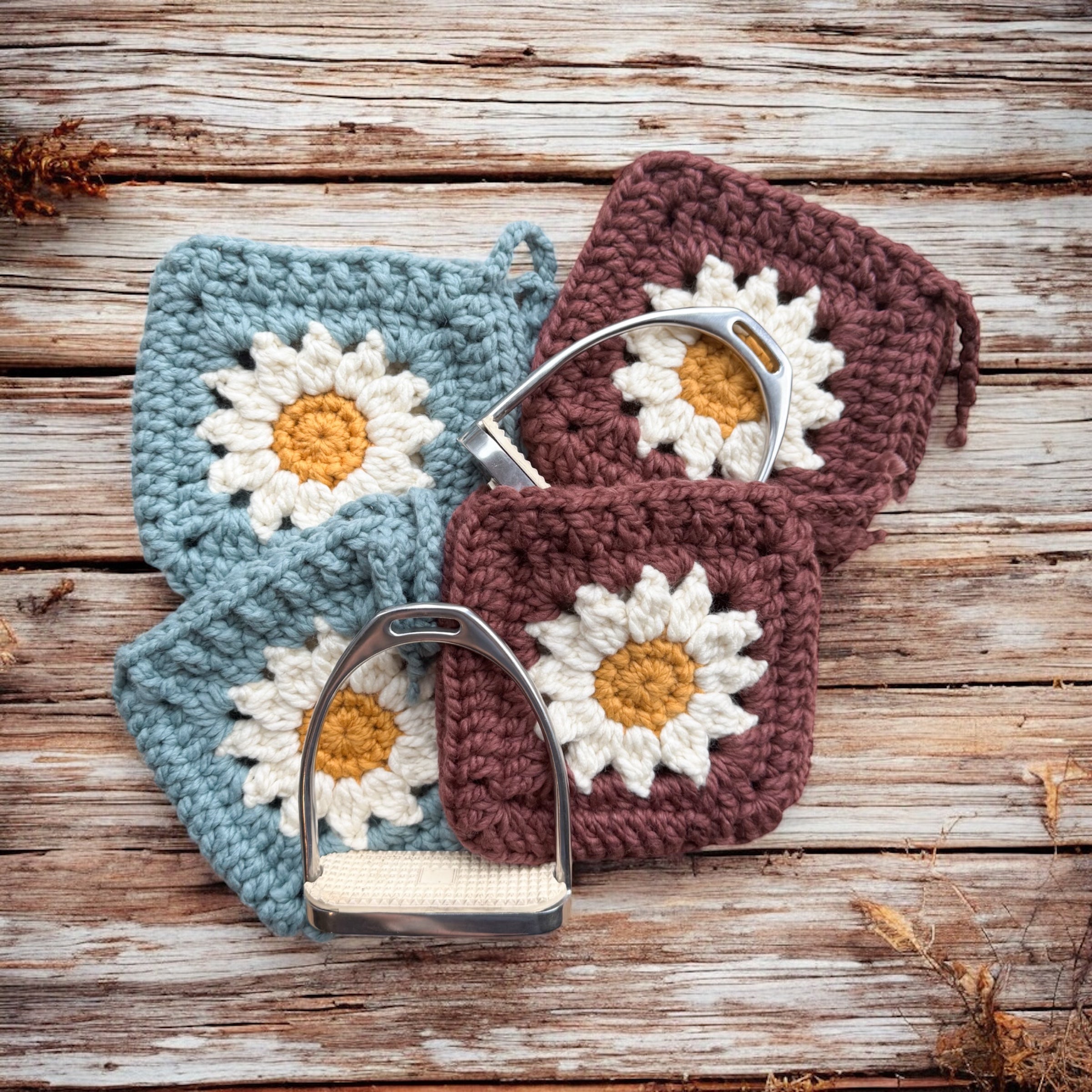 Daisy Stirrup Iron Cozies – Nicky's Country Crafts